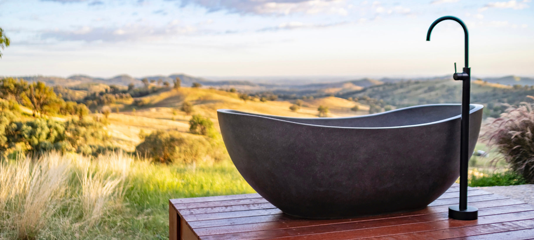 Outdoor bath – Create your own retreat