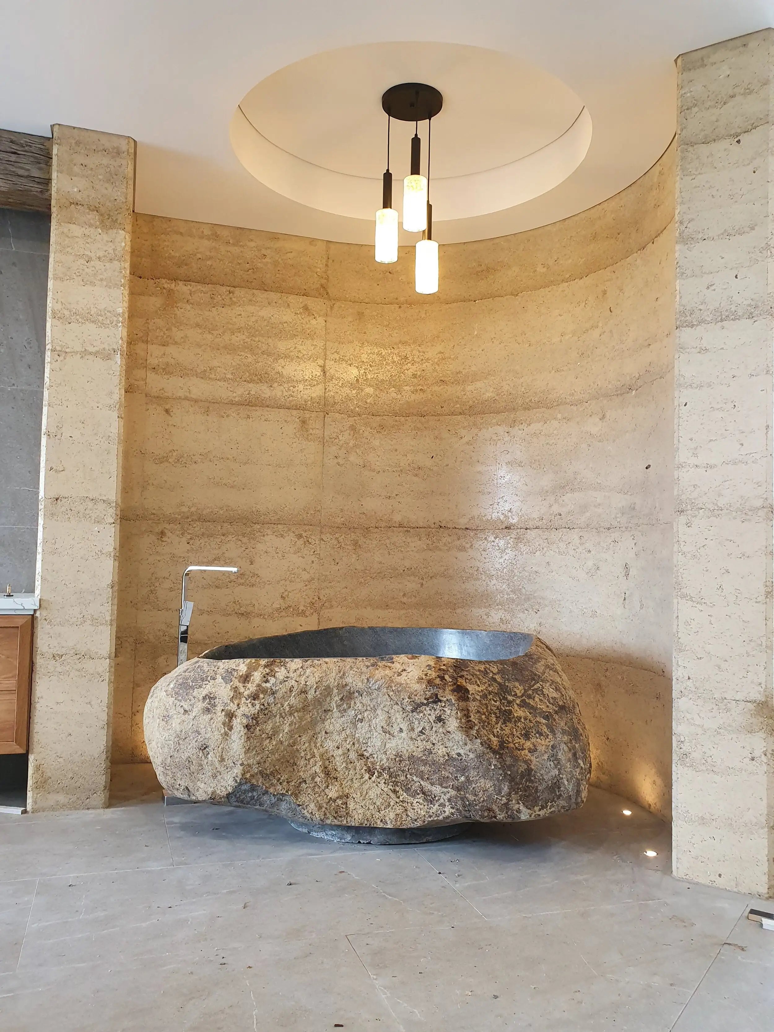 River Stone Baths – VOLUPTO